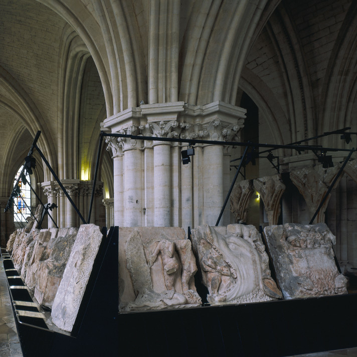 History of the Bourges Cathedral crypt